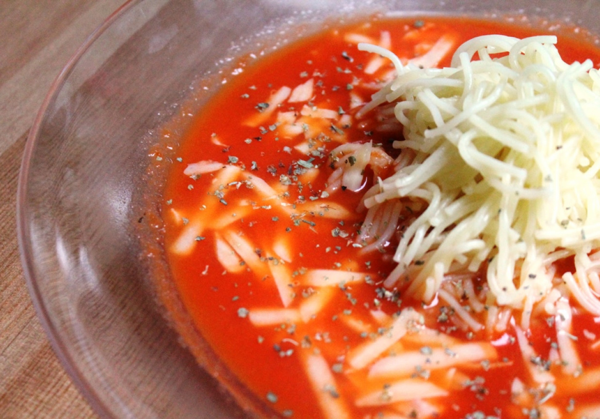 Zupa pomidorowa na ostro - DoradcaSmaku.pl